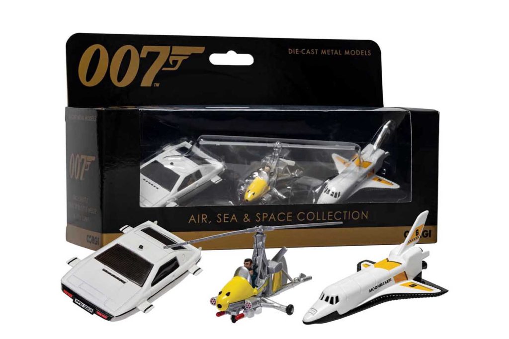 James Bond Air, Sea & Space Collection Triple Pack (Space Shuttle, Gyrocopter, Lotus Esprit ...